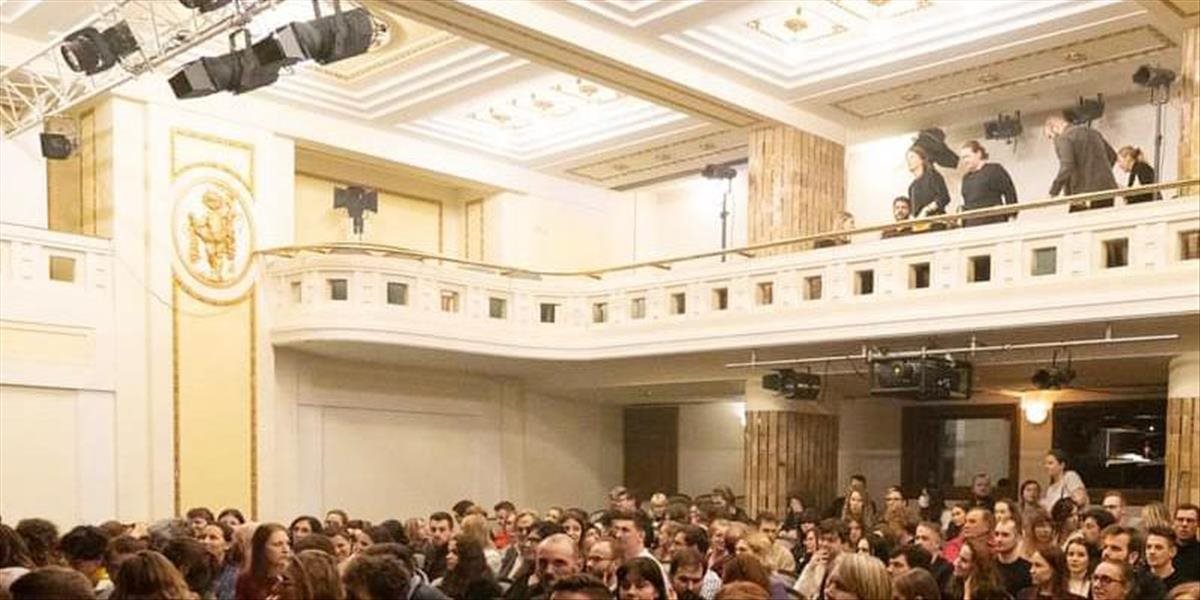 Festival Astorka 2023 otvorí 1. apríla pražské Švandovo divadlo | Netky.sk