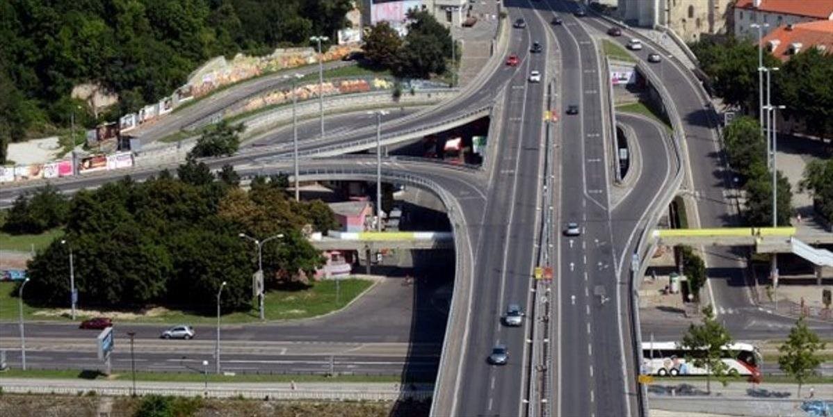 Most SNP ktorý počas leta prešiel rozsiahlou rekonštrukciou potrebuje ...