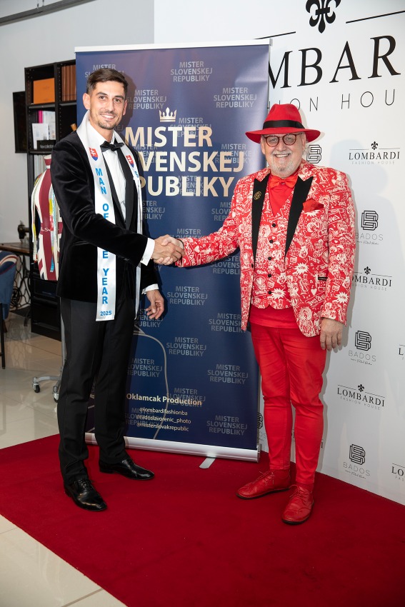 Muž roka 2025: Peter Janiga prijal titul od Jozefa Oklamčáka a mieri