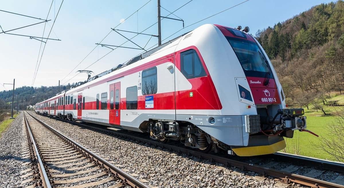 ZSSK prepína na nový režim: Virtuálne preukazy menia cestovanie!