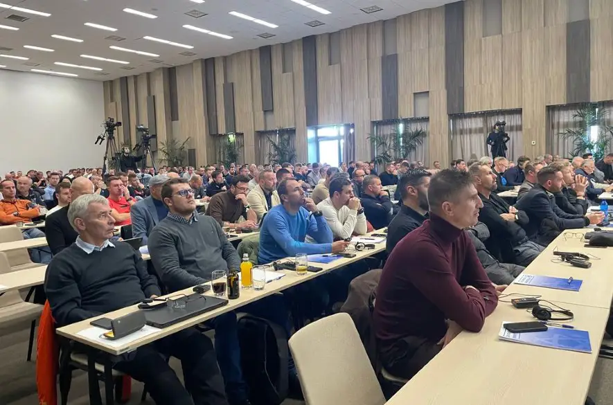 Konferencia trénerov v Šamoríne s množstvom poznatkov, manažér