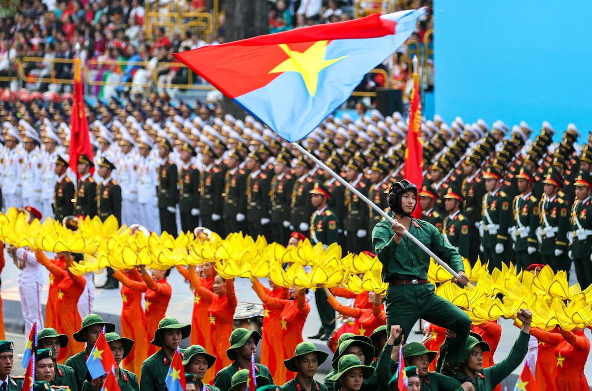 Pochod dejín: Ho Či Minovo Mesto oslavuje 50 rokov od zjednotenia